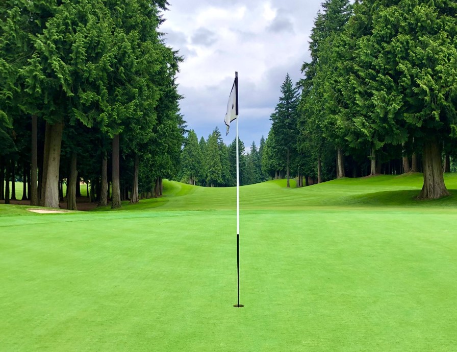 Three tips to cure your first tee nerves! | Balls & Bogeys